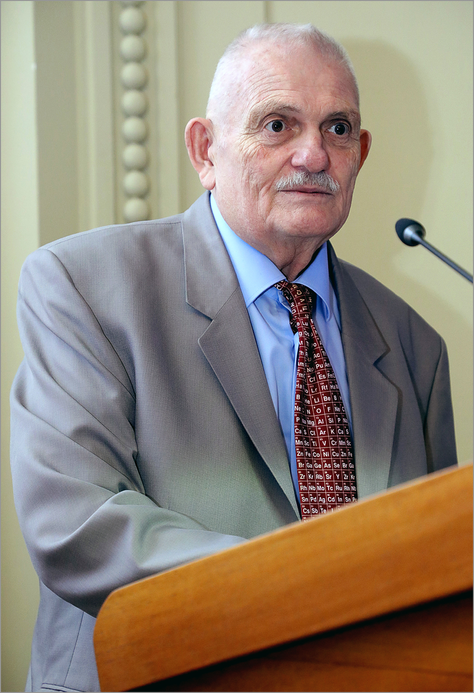 SOMBORAC DR IVAN GUTMAN – NAJCITIRANIJI SRPSKI NAUČNIK U SVETU – Ravnoplov